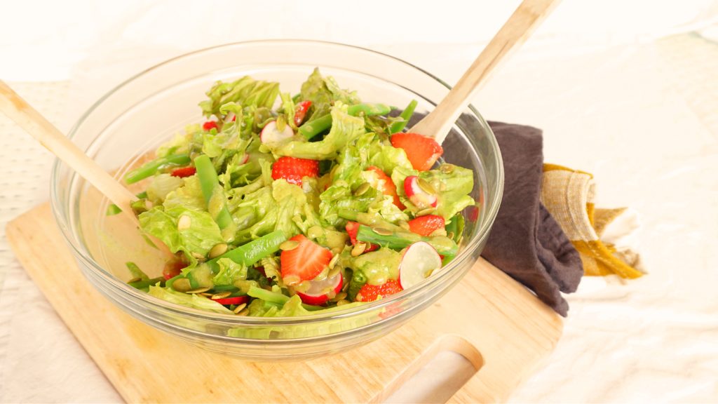 Ensalada de fresas y judías verdes - Naturalment Laura